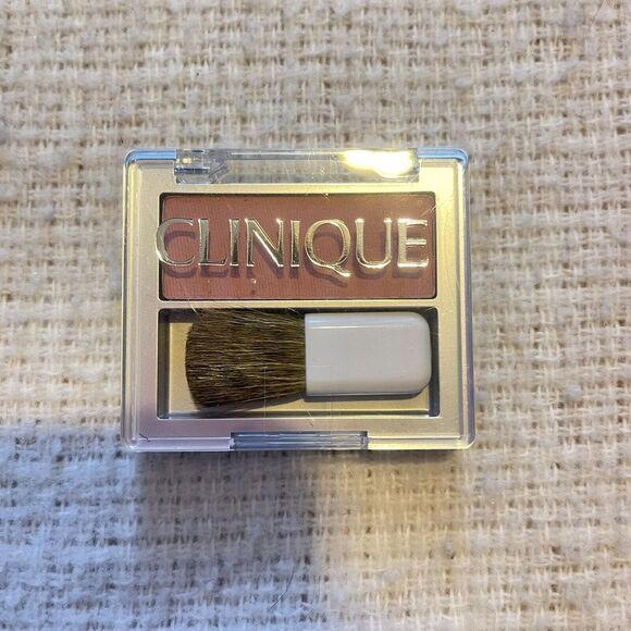 Clinique | Makeup | Clinique Softpressed Powder Blusher 7 Oz New Clover ...
